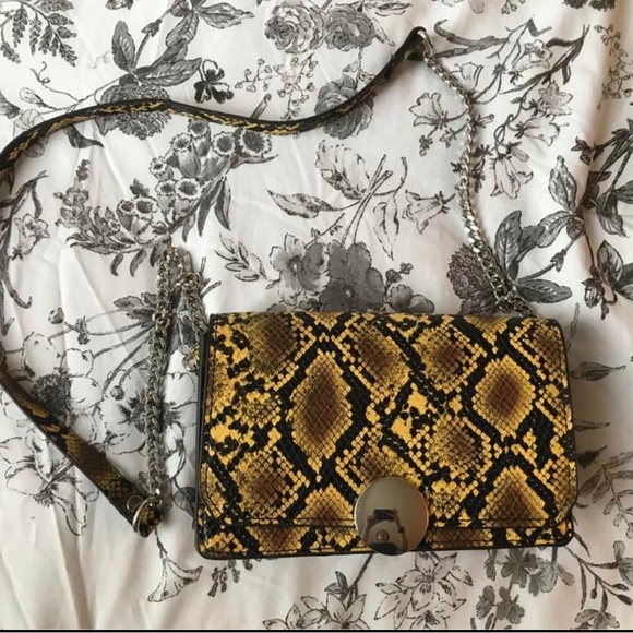 Zara | Bags | Zara Crossbody Bag | Poshmark